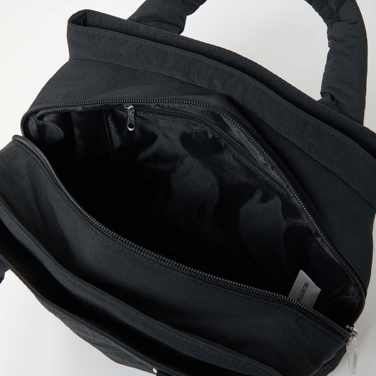 あおりポケット式ポーチ(ラウンドバッグ)|Munsingwear(マンシング