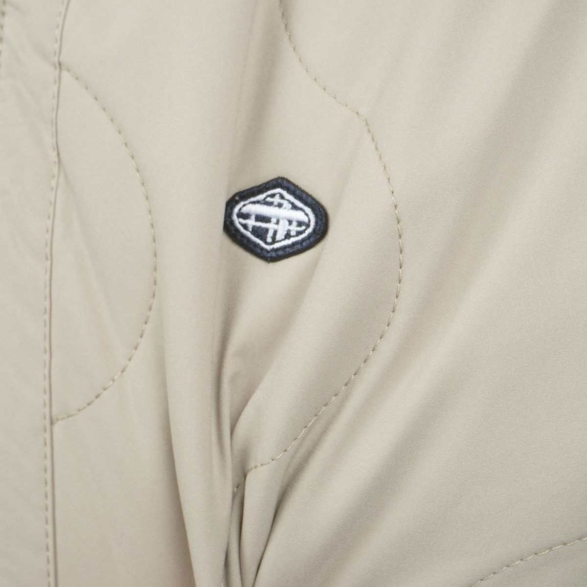 ストレッチ ニット軽量中綿ジャケット(アウター(ブルゾン、ウインド