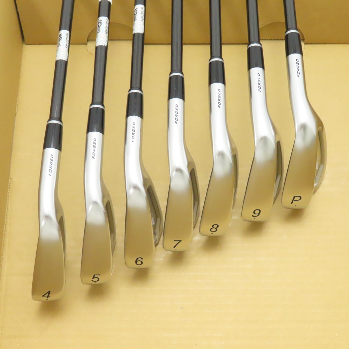 【中古】02(2023) アイアン Diamana FOR PRGR 24 R CD(アイアン（セット）)|PRGR(プロギア)の通販 - GDOゴルフショップ(5002677169)