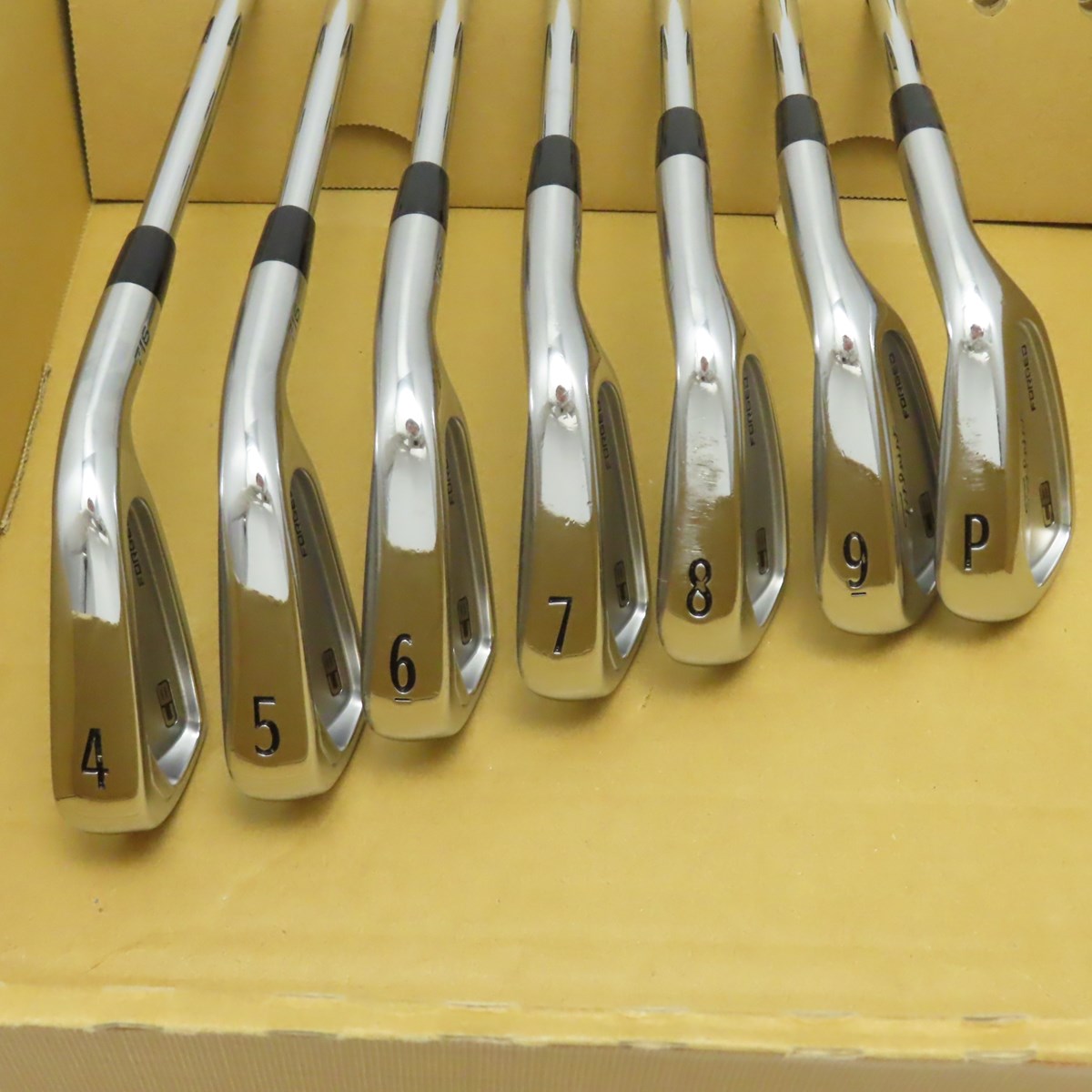 【中古】CB 716 アイアン Dynamic Gold TOUR ISSUE 26 S200 C(アイアン（セット）)|716(タイトリスト)の通販 - GDOゴルフショップ(5002694688)